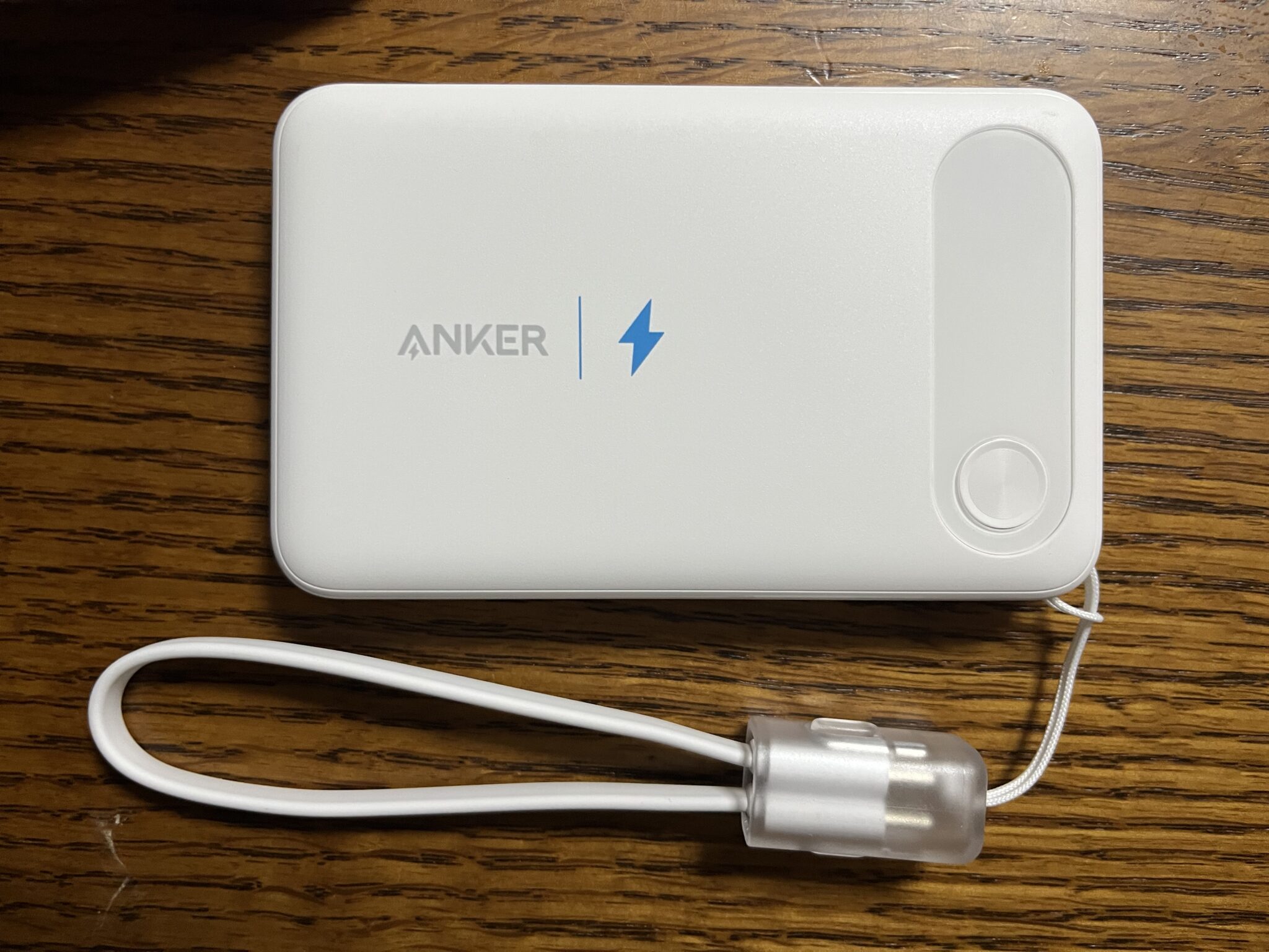 はじめてのモバイルバッテリー選びに！Anker Power Bank 10000mAh A1257の魅力を徹底レビュー！ - 理系社員の物欲爆発どっとこむ